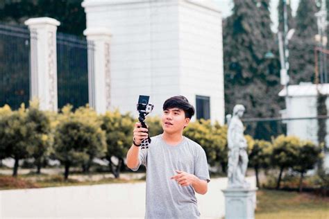 15 Aesthetic Vlog Editing Apps That Make Your Videos Pop