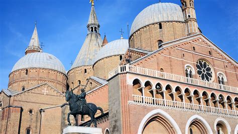 Basilica Of St Anthony Of Padua Landmark Review Condé Nast Traveler