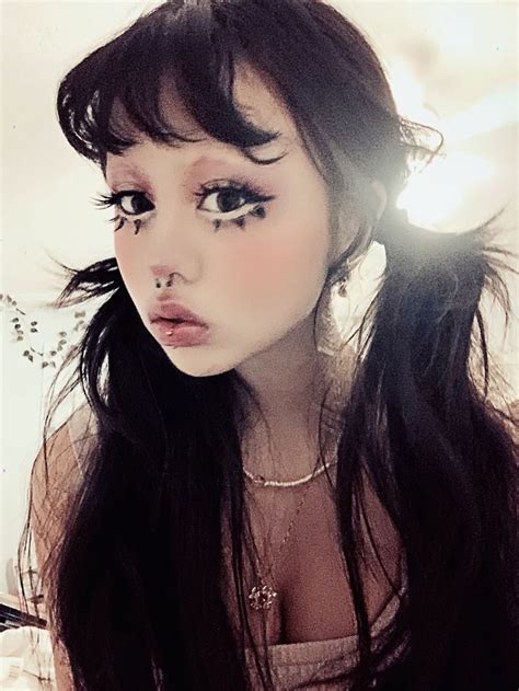 Dolly Makeup Hippie Makeup Doll Makeup Halloween Doll Eye Makeup