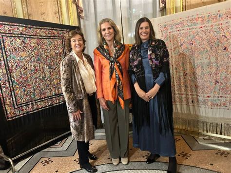 Emocionada Con La Nueva Exposición Que He Comisariado Junto A Victoria