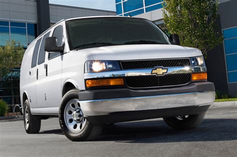 Used 2015 Chevrolet Express For Sale Pricing And Features Edmunds
