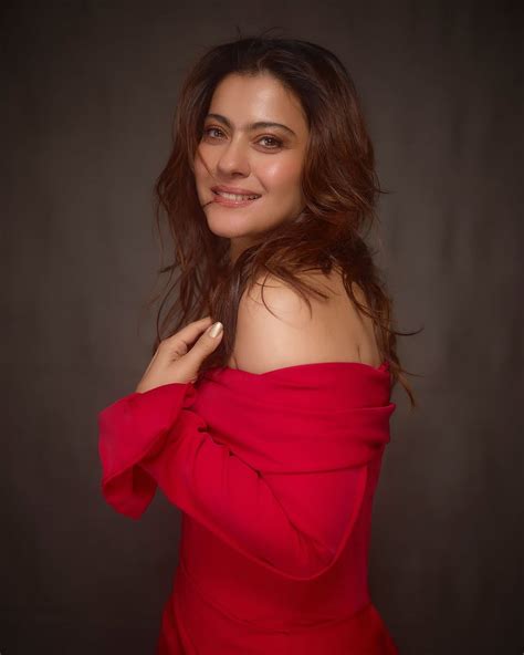 Ee Kajol Milf Laagane Baagundi Old Days Lo Herione Kanna Page 3