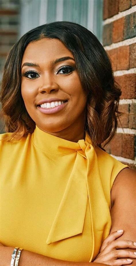 Portrait Gallery — Coco Moore