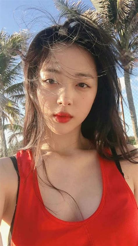 Скачать Sexy Girls Live Wallpaper Apk для Android