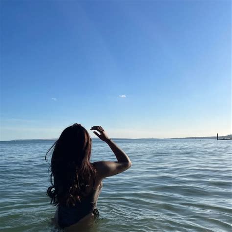 அபிமுகி Abia10 • Threads Say More