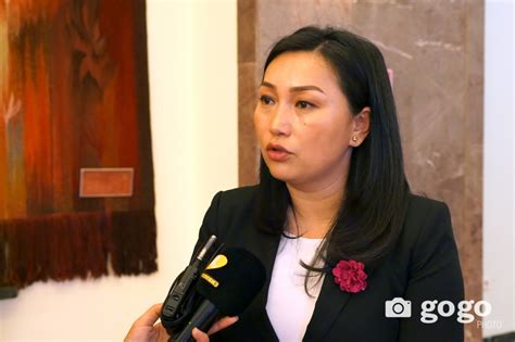 Х Булгантуяа Төрийн үйлчилгээний албан хаагчдын цалингийн ялгаатай байдлыг тэгшитгэнэ