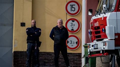 Fotogalerie Mírov Věznice žháři Vítkov Propuštění Václav Cojocaru Ivo