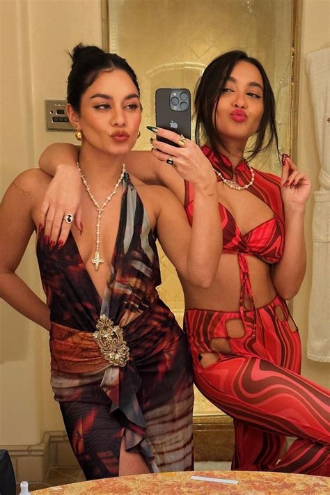 Stella Hudgens Webstagram