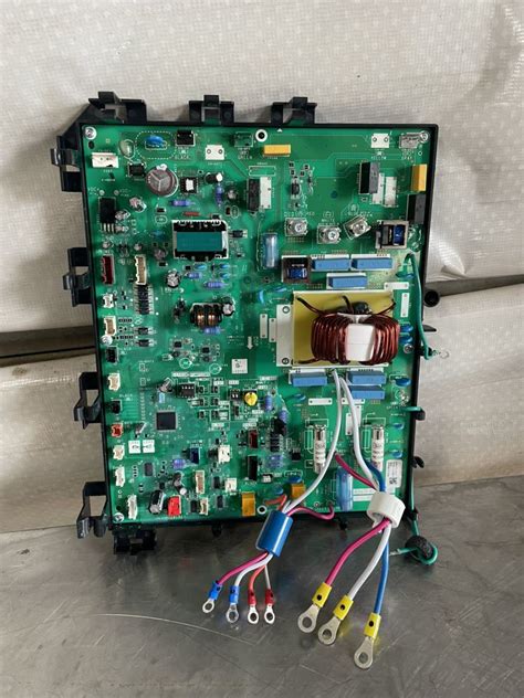 Panasonic パナソニック 室外機品番cu P224h7 パッケージエアコン 部品 室外機 制御基板 未使用室外機より外した基板acxa73c75020 現状品