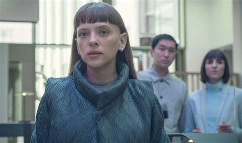 Shira Haas Height How Tall Is Bodies Iris Maplewood Actress Tv