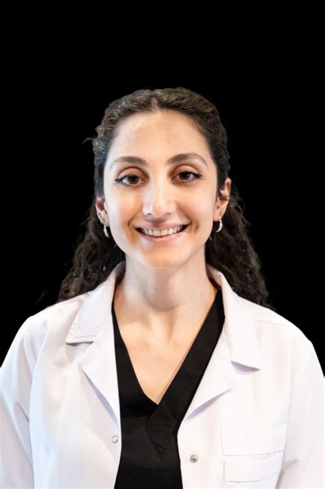 Dr Nihal Parav Dds Dentist Qunomedical