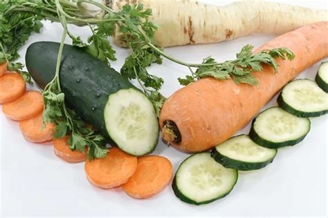 Imagen Gratis Zanahoria Hojas Verdes Orgánica Perejil Raíz Especia Alimentos Verduras