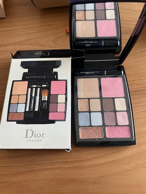 Dior Voyage Makeup Palette Travel Set Kesehatan And Kecantikan Rias
