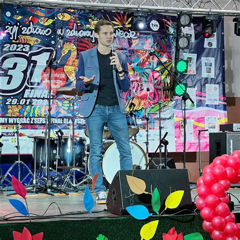 A Adrian Błocki Być Lepszym Niż Rok Dzień Minutę Temu