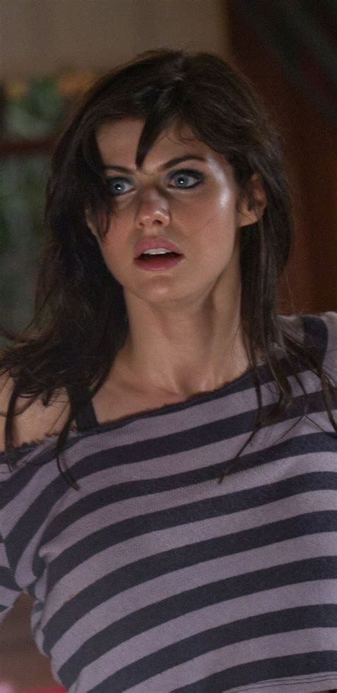Movie Texas Chainsaw 3d Texas Chainsaw Alexandra Daddario 1440x2960