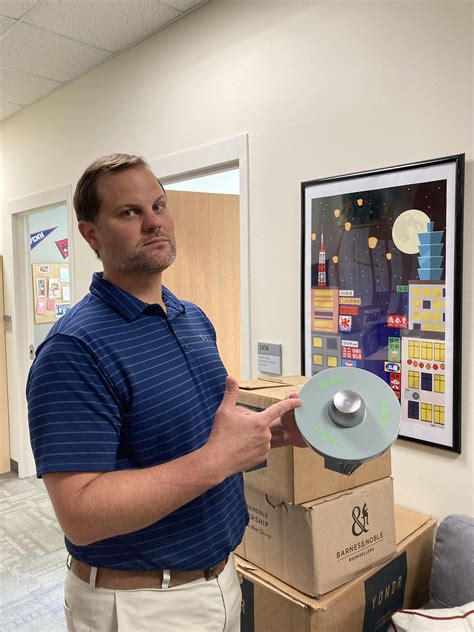 Cell Phones 3 Mr Fifer Introduces A Yondr Unlocking Station Index