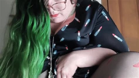 Using The Party Bucket Peeing And Playing Away From Prying Eyes Free Sex Video Redtube