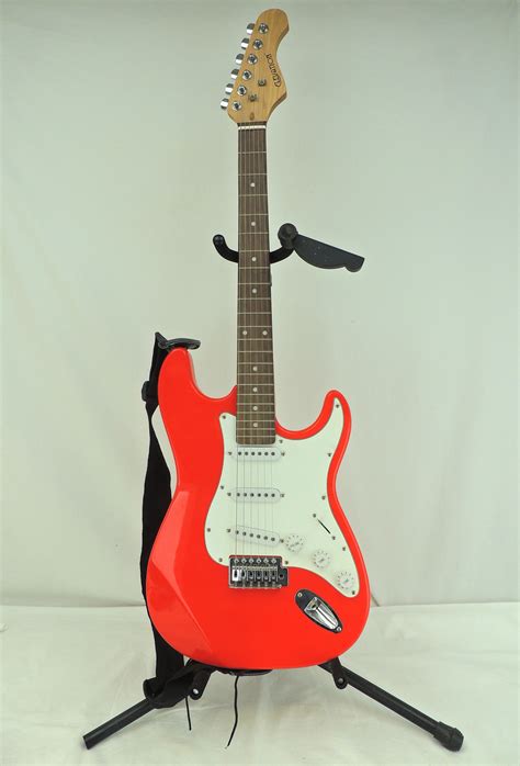 Sold Elevation 6 String Full Size Electric Guitar Strat Copy 650mm Scale Rh Red Arhc