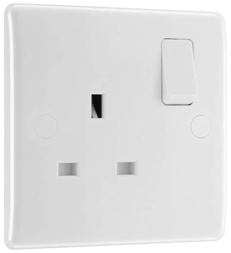 Bg Electrical Single Switched Power Plug Wall Socket Double Pole Desertcart Japan