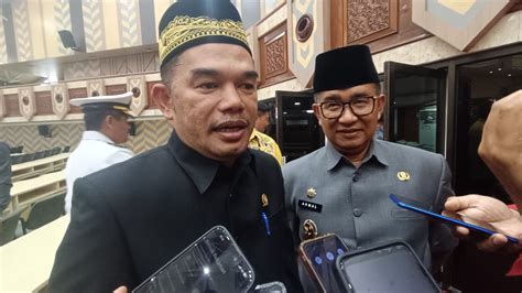 Dprd Sahkan Penetapan Gubernur Kaltim Terpilih Dalam Sidang Paripurna