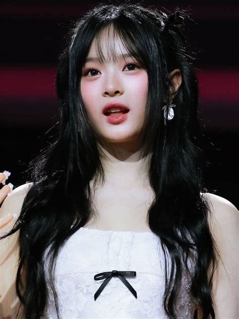 Njz Hanni 하니 Hannis Njz • Instagram Photos And Videos