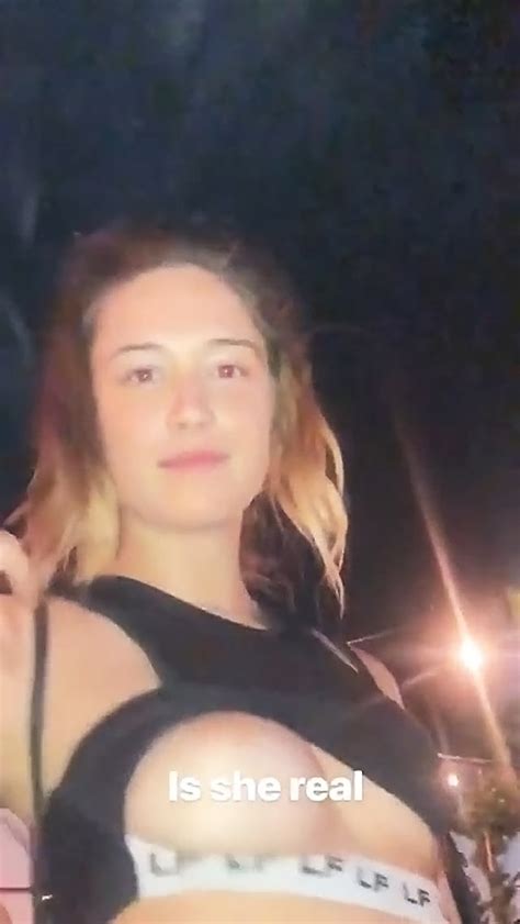 Elsie Hewitt Nude And Topless Pics And Leaked Porn Scandal Planet