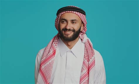 Why Does A Shemagh Have Tassels Al Haq Thobes