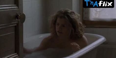 Emilie Lelouch Sexy Scene In Fantomes