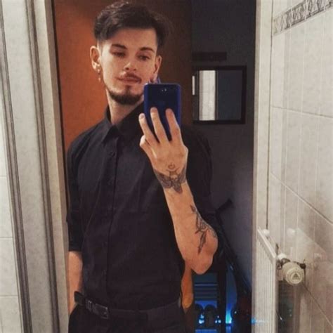 Raphael Fruhmann Küchenhilfe Clocktower Xing