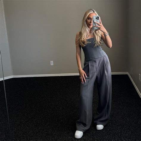 Tatum Smith Luxury Real Estate Agent Tatumsmithhh • Instagram