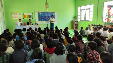 ပန်းတောင်းမြို့နယ် အခြေခံပညာကျောင်းများသို့ လူငယ်ရေးရာအသိပညာပေးဟောပြောပ