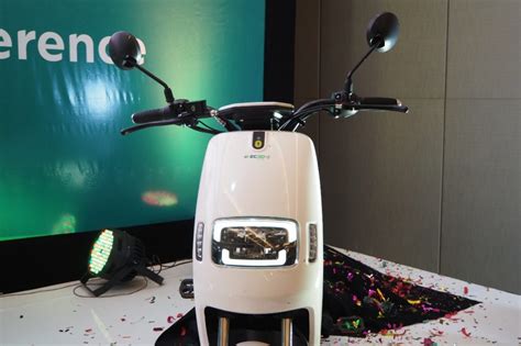 Motor Listrik Murah Ecgo 2 Hadir Di Giias 2019 Carmudi Indonesia