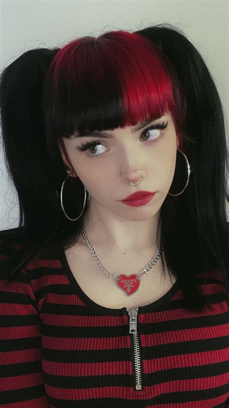 Pin By Kumorin On ⁠ ⁠。streamers Pin Up Looks Belle Cosplay Goth Girls