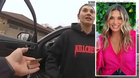 Kadın Öğretmen Sınıfta 15 Yaşındaki Öğrencisiyle İlişkiye Girdi