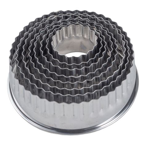 Gobel 8 Piece Round Fluted Pastry Cutter Set Stainless Steel 808800