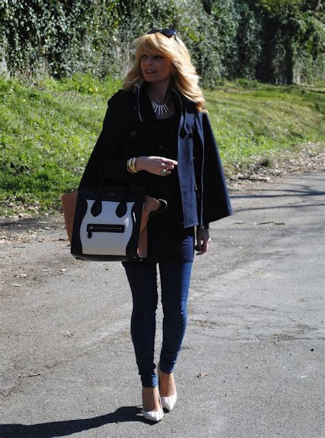 The Fashionamy By Amanda Fashion Blogger Outfit Lifestyle Beauty