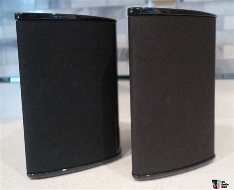 Definitive Technology Def Tech Sr9040 Surround Speakers Photo 3717455