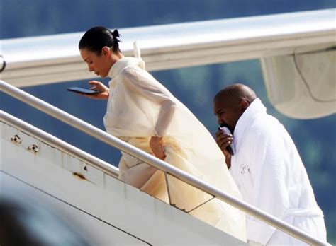 엄청난 칸예 웨스트 ♥ 비앙카 센소리 비닐 패션 코디 스타일 네이버 블로그