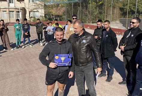 Иво Цанев подкрепи благотворителен футболен турнир в Галиче ДПС Ново начало трупа преднина