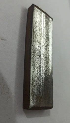 Polished 25mm Mild Steel Rectangular Bar For Construction En8 At Rs 60 Kg In Ludhiana