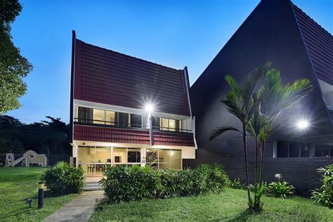 Tee Side Chalet Pasir Ris Reviews Open Hours Photo Spots Things To Do Wanderboat Ai Trip Planner