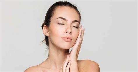 6 Ways To Sleep Better For Glowing And Supple Skin Femina In