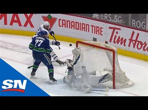 Braden Holtby Save