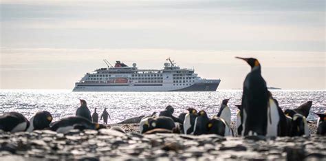 Hapag Lloyd Cruises Expeditioner To Cross The Last Degree