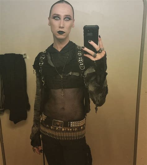 Alexander Ward Biography Height And Life Story Super Stars Bio