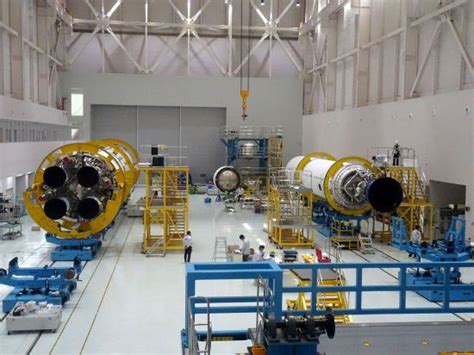 우주청 누리호 1기 더 만들어 국방위성 쏜다 아시아경제