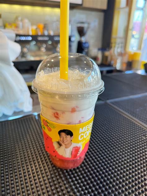 [정보] 메가커피 저당 메뉴 추천 스테비아 변경 칼로리 영양성분 당류 라이트바닐라아몬드라떼 네이버 블로그