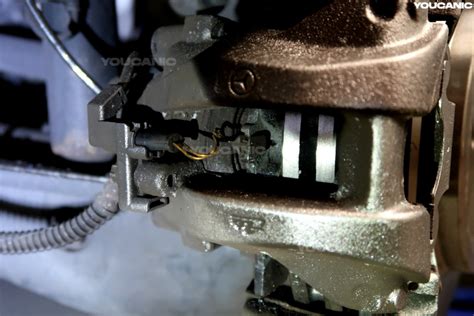 Replace Brake Pad Wear Sensor Mercedes Benz