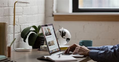 Using Hyperlink Columns In Gridview