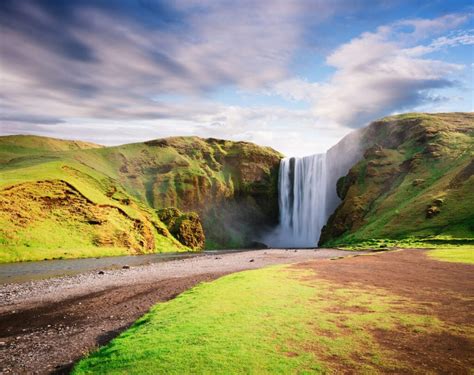 Discover The Breathtaking Natural Wonders Of Iceland